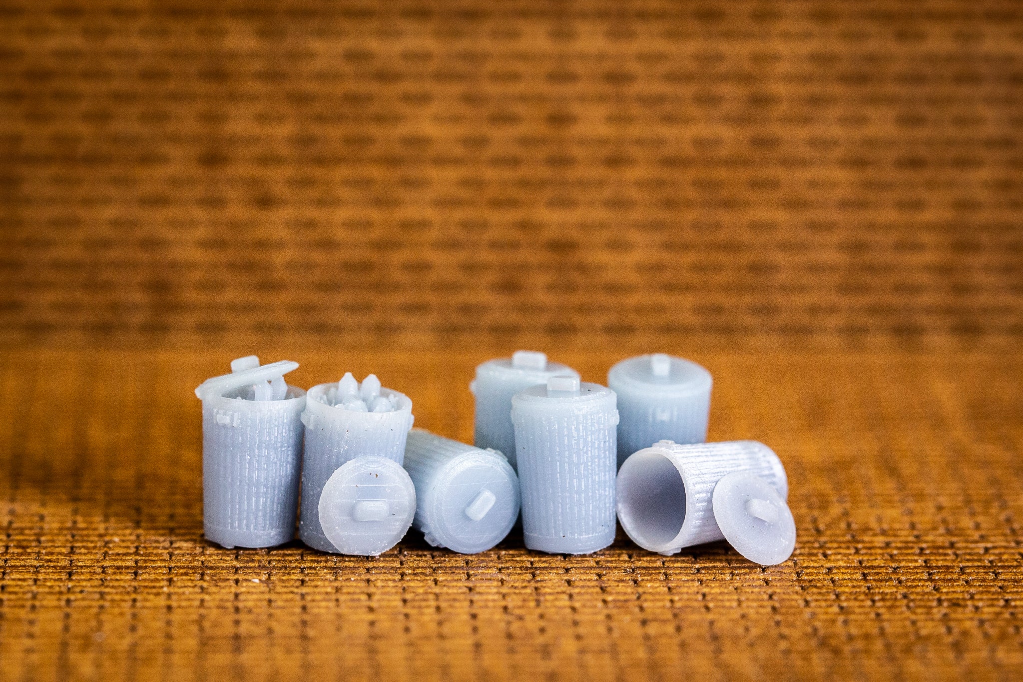 Trash Cans (65pc Variety Pack) – HO Scale – ABR Model Works