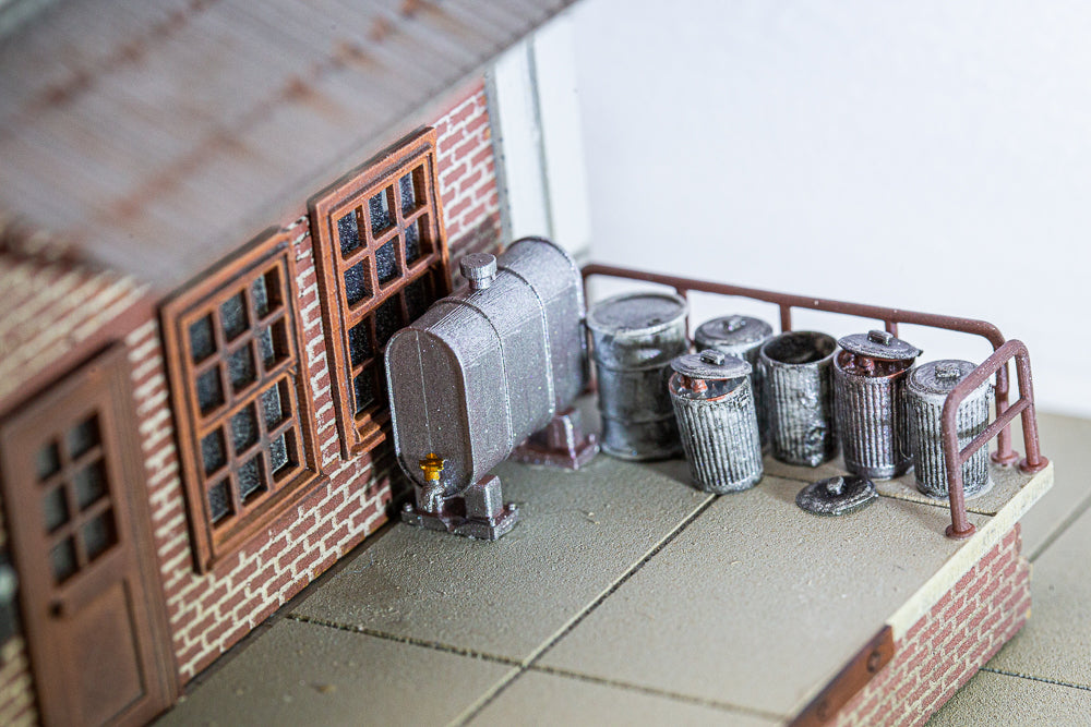 Trash Can With Lid Off - 5of - HO Scale – ABR Model Works